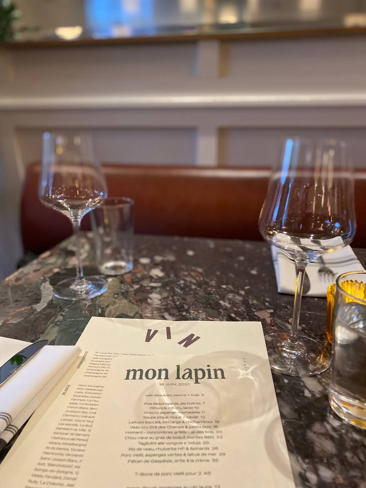Menu au Mon Lapin pub et bar, Montréal