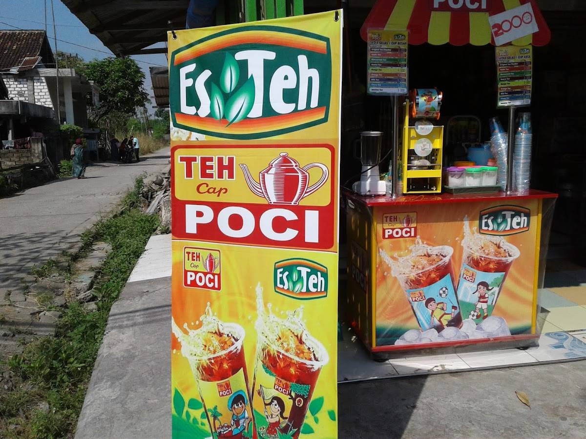 Menu at Teh Poci cafe, Parengan