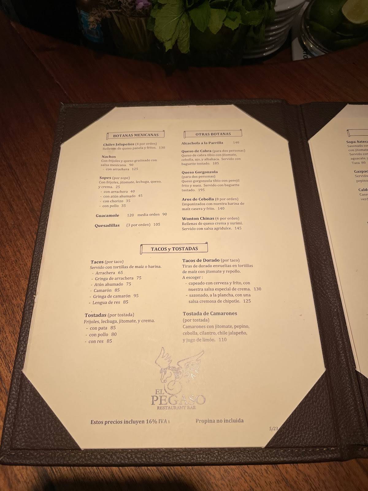 Menu at El Pegaso restaurant, San Miguel de Allende, Corregidora 6