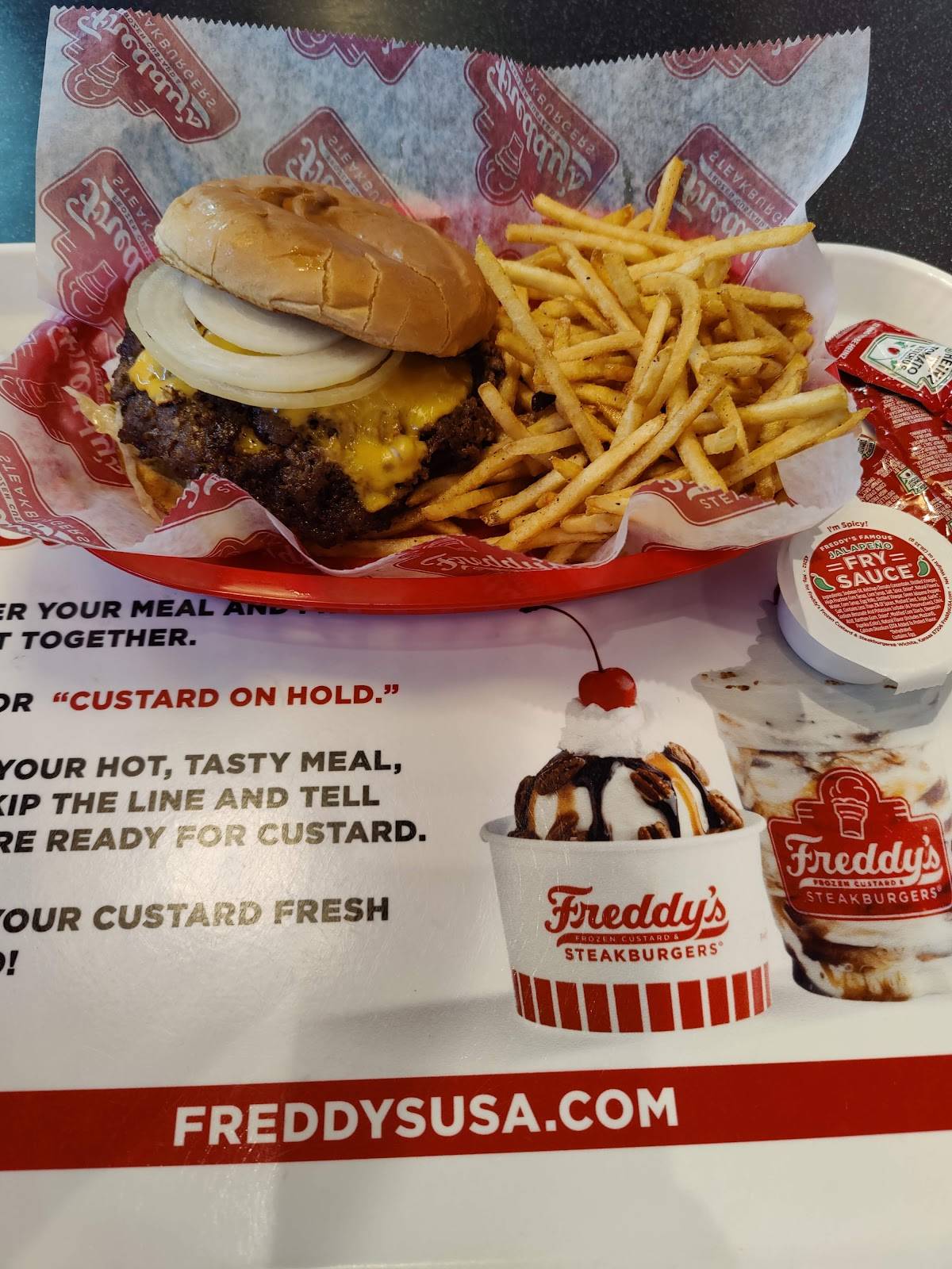 Carta de comida rápida Freddy's Frozen Custard & Steakburgers, Alpharetta