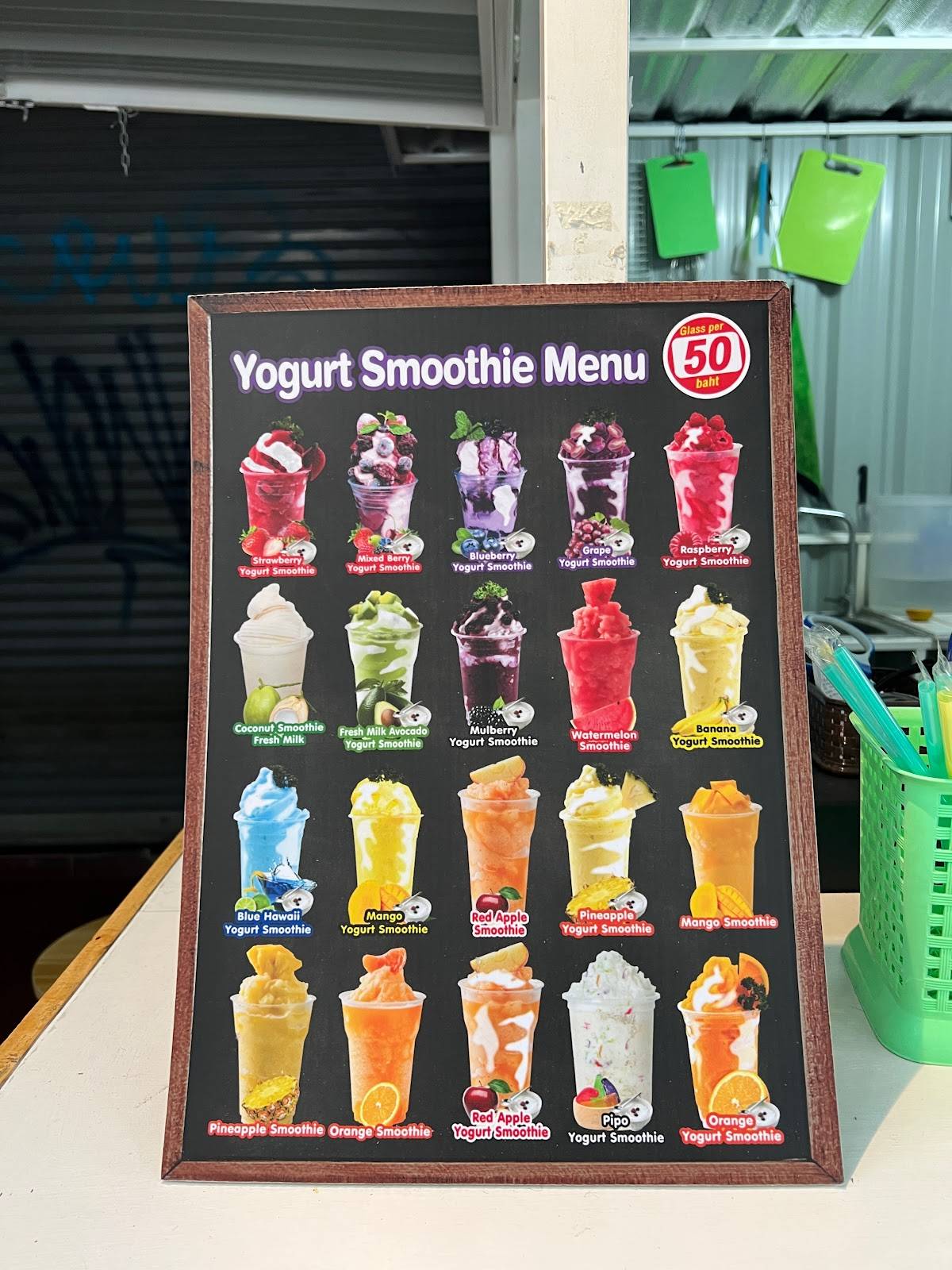 Menu at Fresh Smoothie Yogurt and Soft serve ice cream desserts, Pa Daet