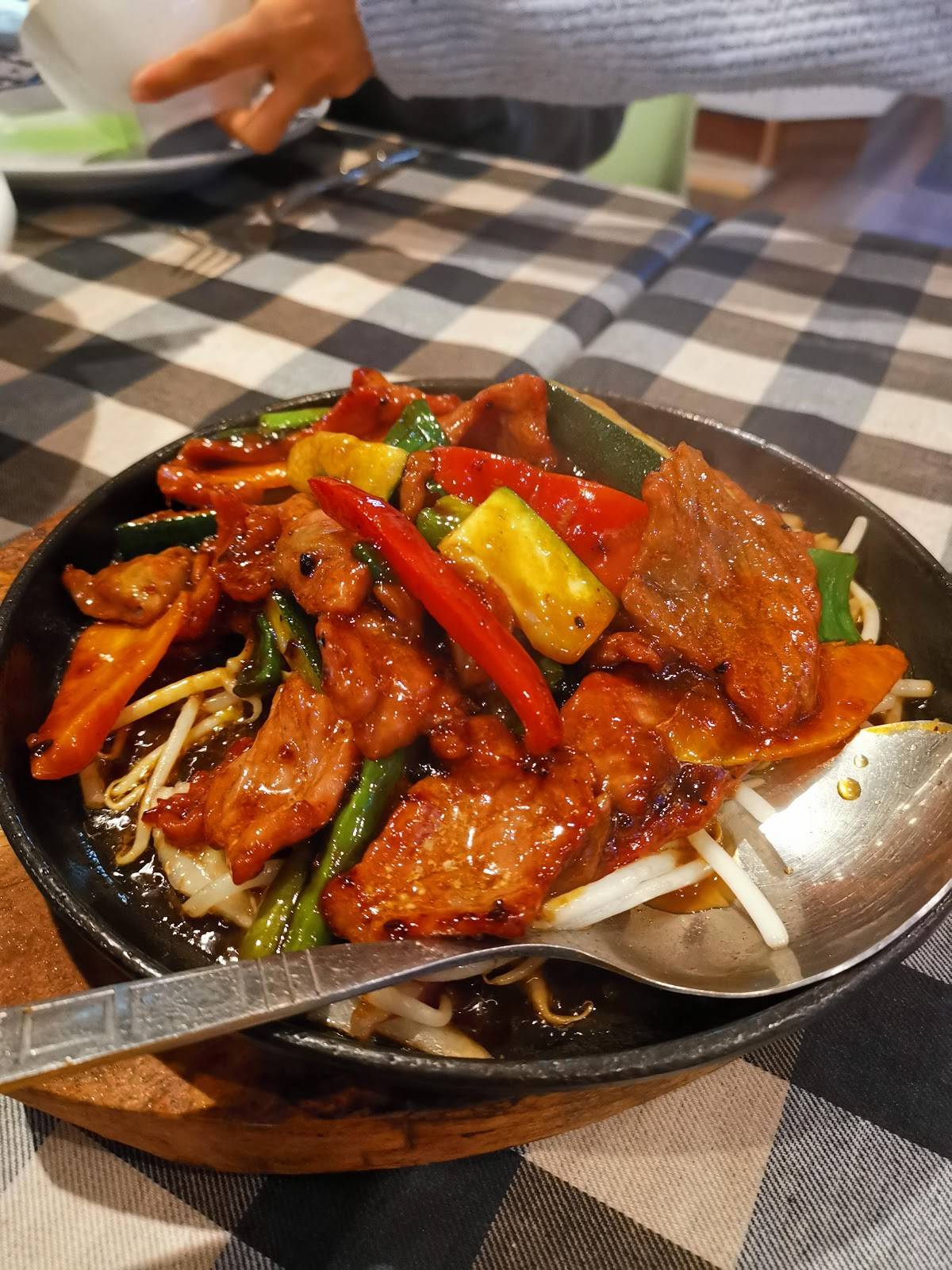 Menu at Yoki Thai restaurant, Runaway Bay