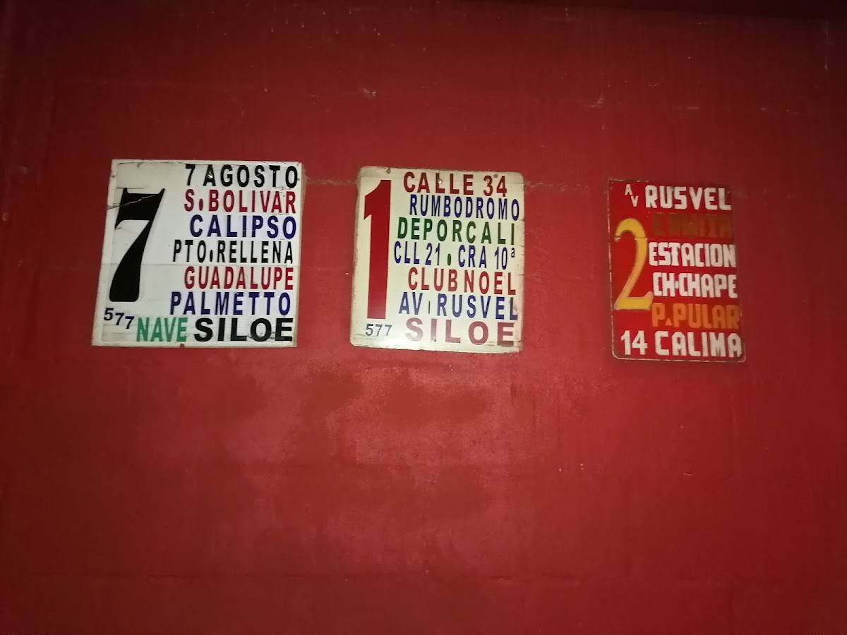 Carta del pub y bar La Topa Tolondra, Cali, Cl. 5 #13-27