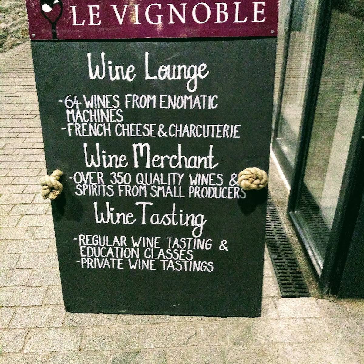 Menu at Le Vignoble pub & bar, Bristol