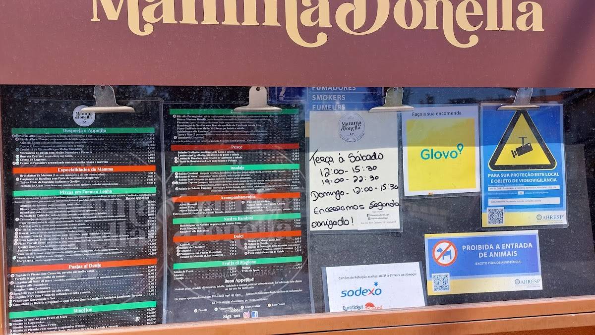 Menu em Mamma Donella restaurante, Queluz