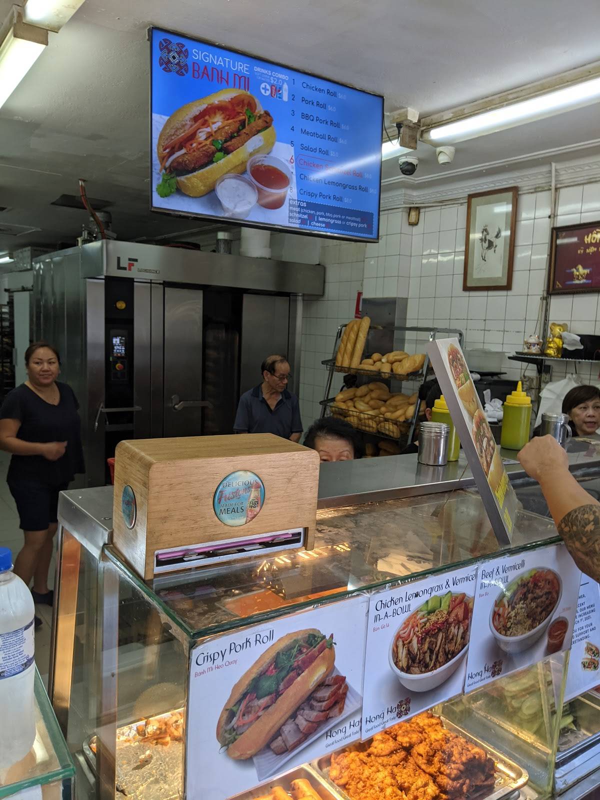 Menu at Hong Ha Bakery Mascot, Mascot