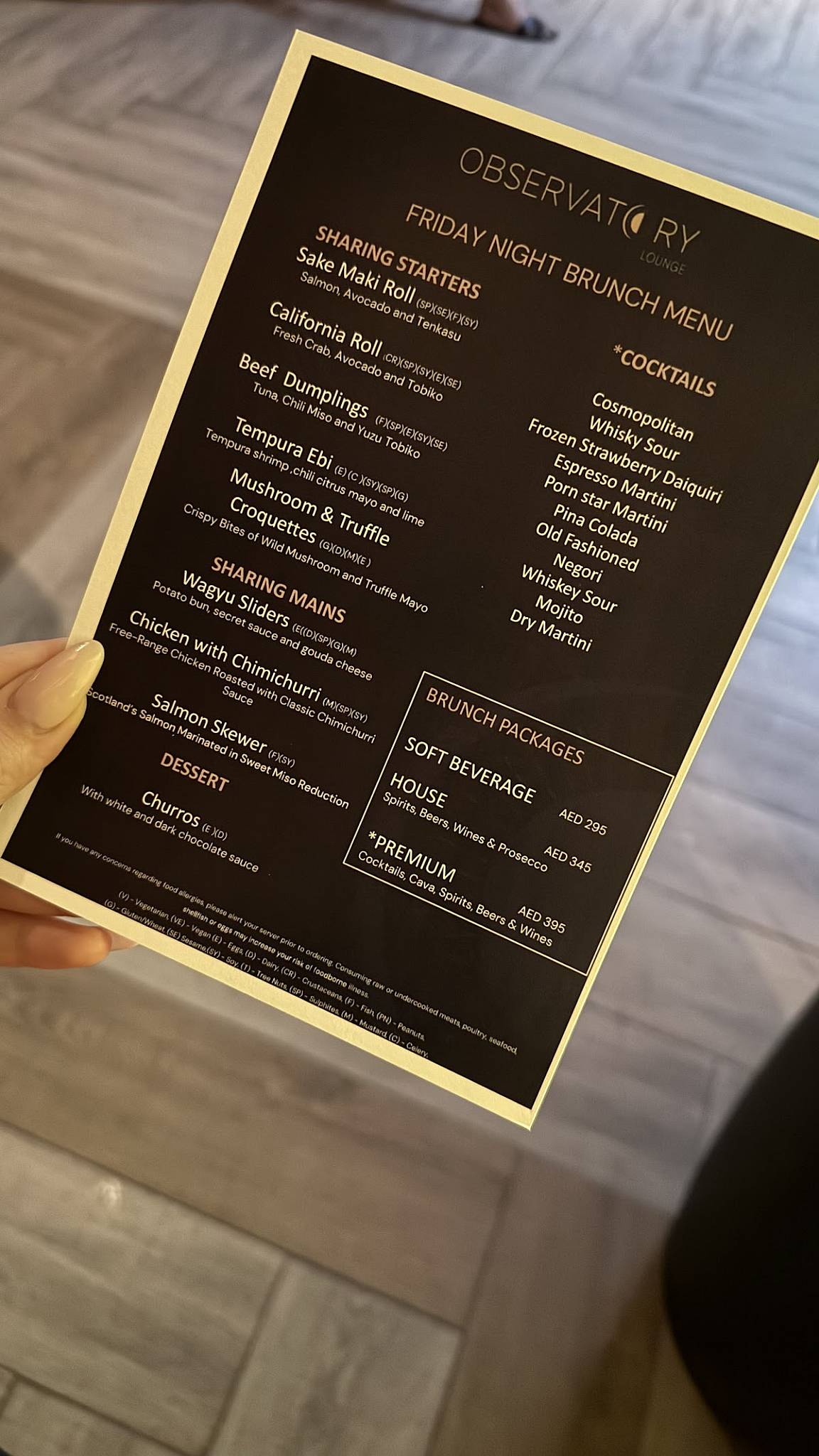 Carta del pub y bar Observatory Lounge, Dubai