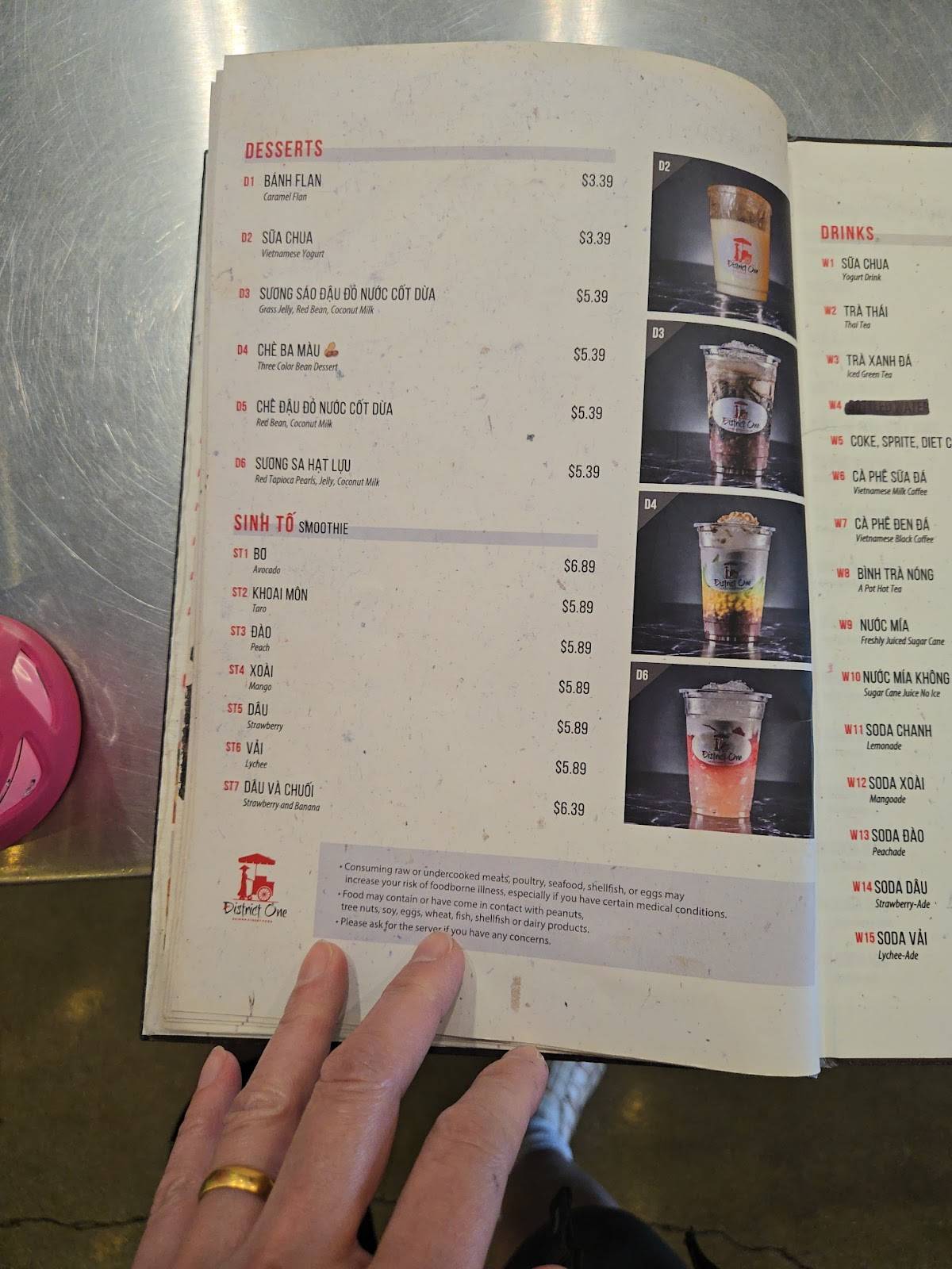 Carta del restaurante District One Saigon Street Food, Carrollton