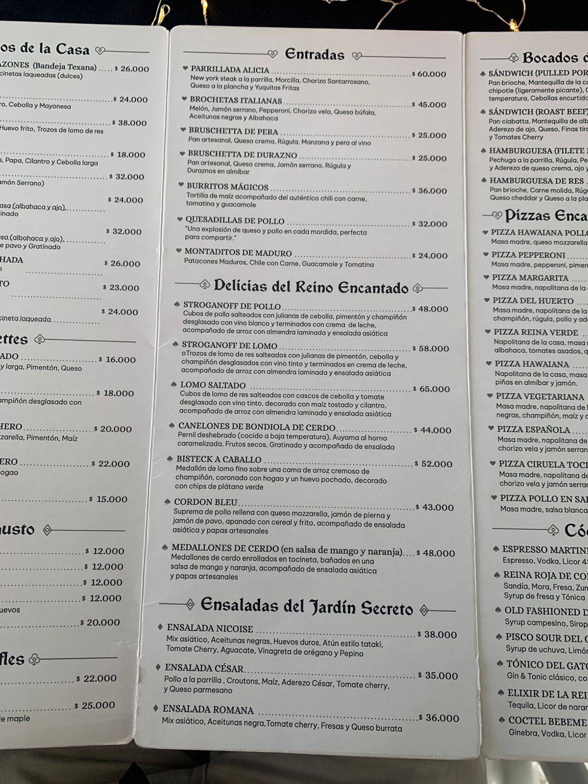Menu at Restaurante El universo de Alicia y su conejo, Bogotá