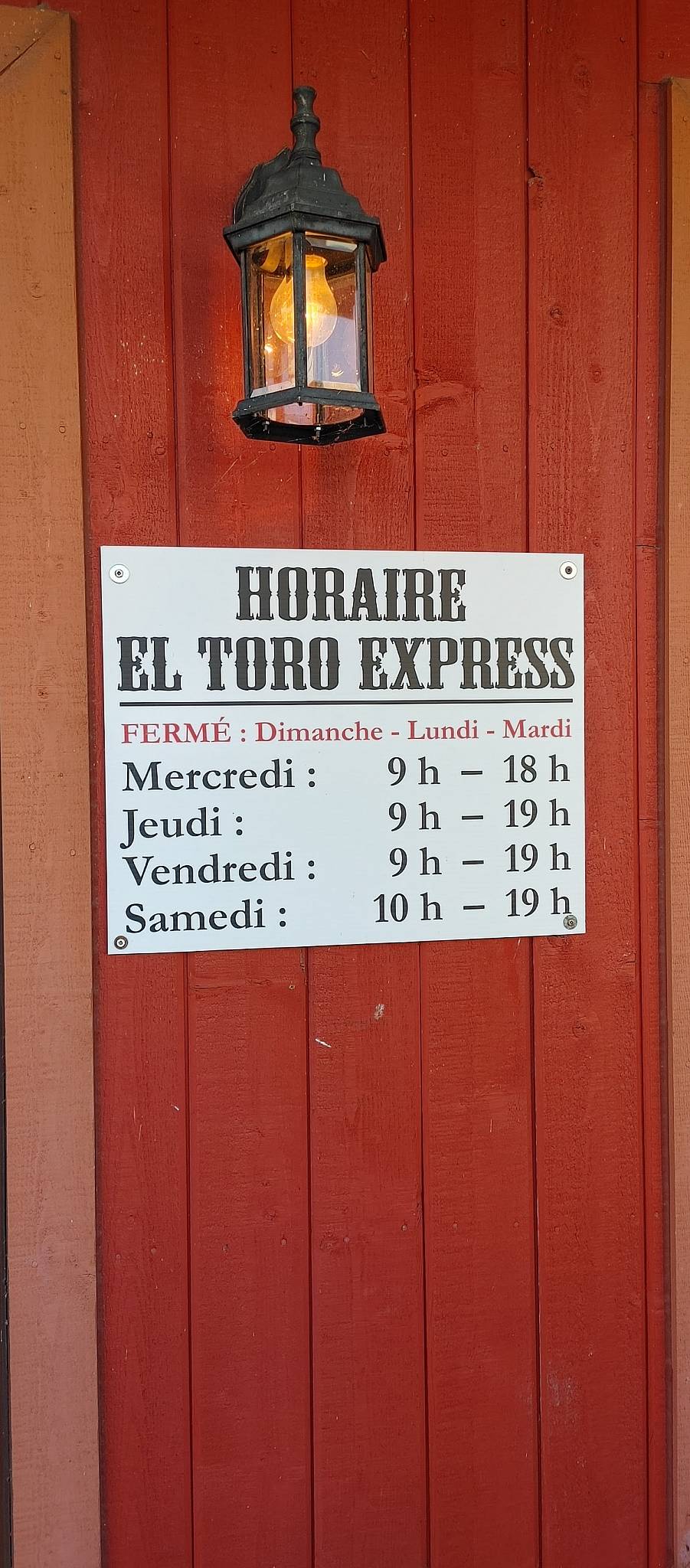 Menu au El Toro express restaurant, Sainte-Justine