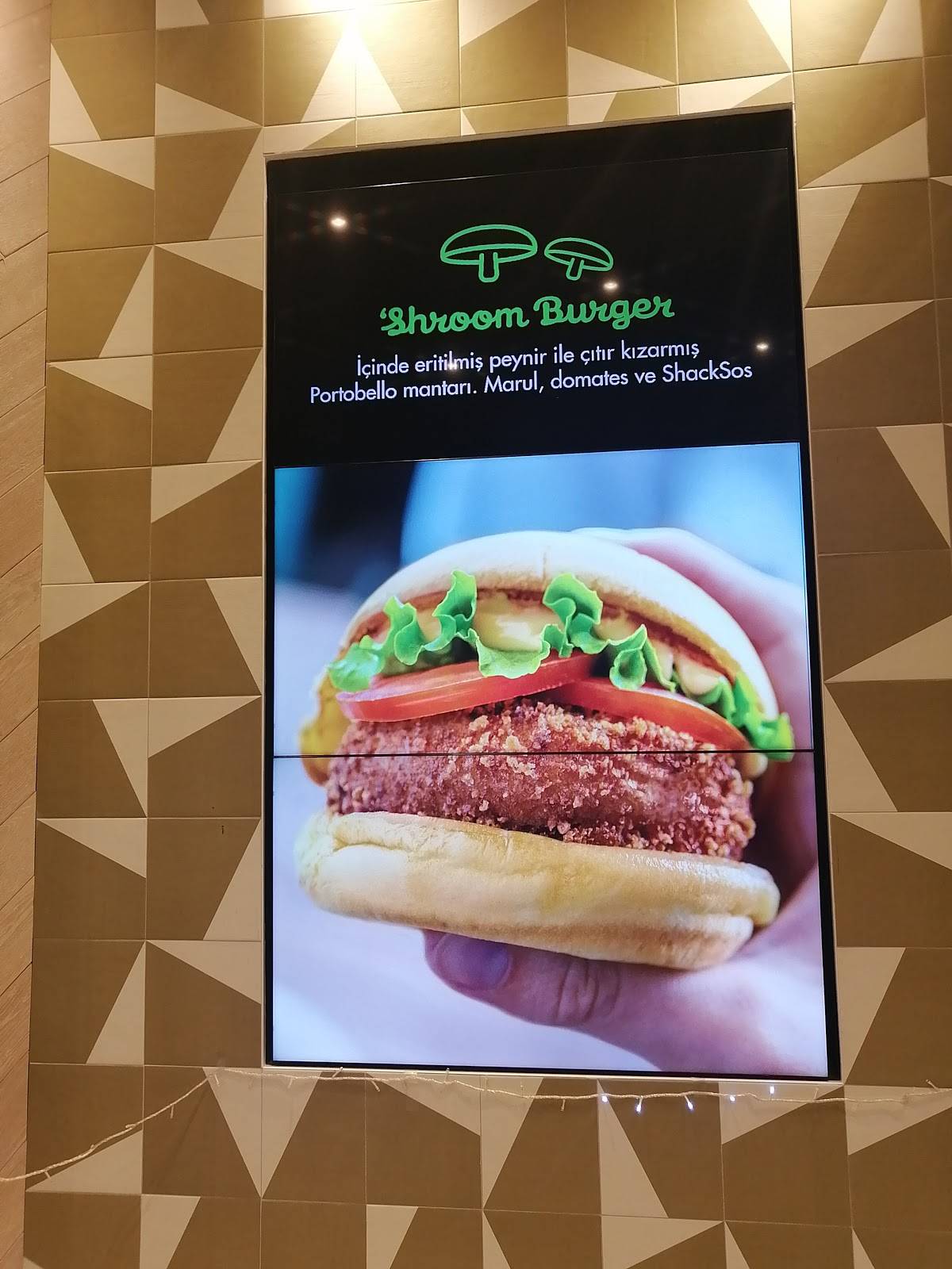 Menu at Shake Shack, Istanbul, Ataşehir Atatürk Mah. Ertuğrul Gazi Sok ...