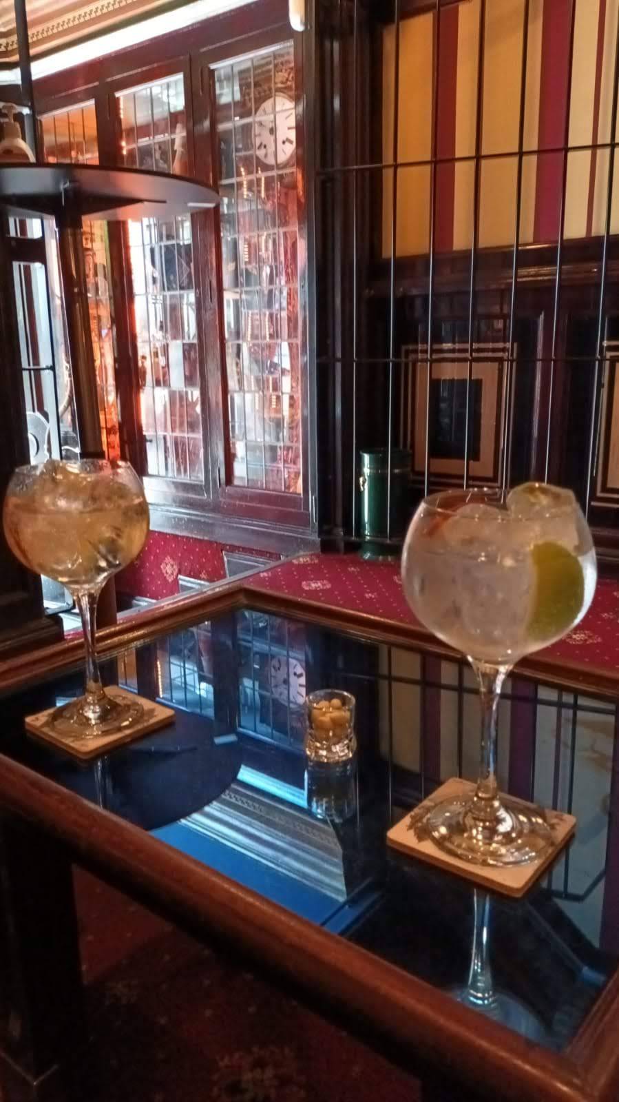 Menu at Sir Winston Churchill Pub, Bilbao