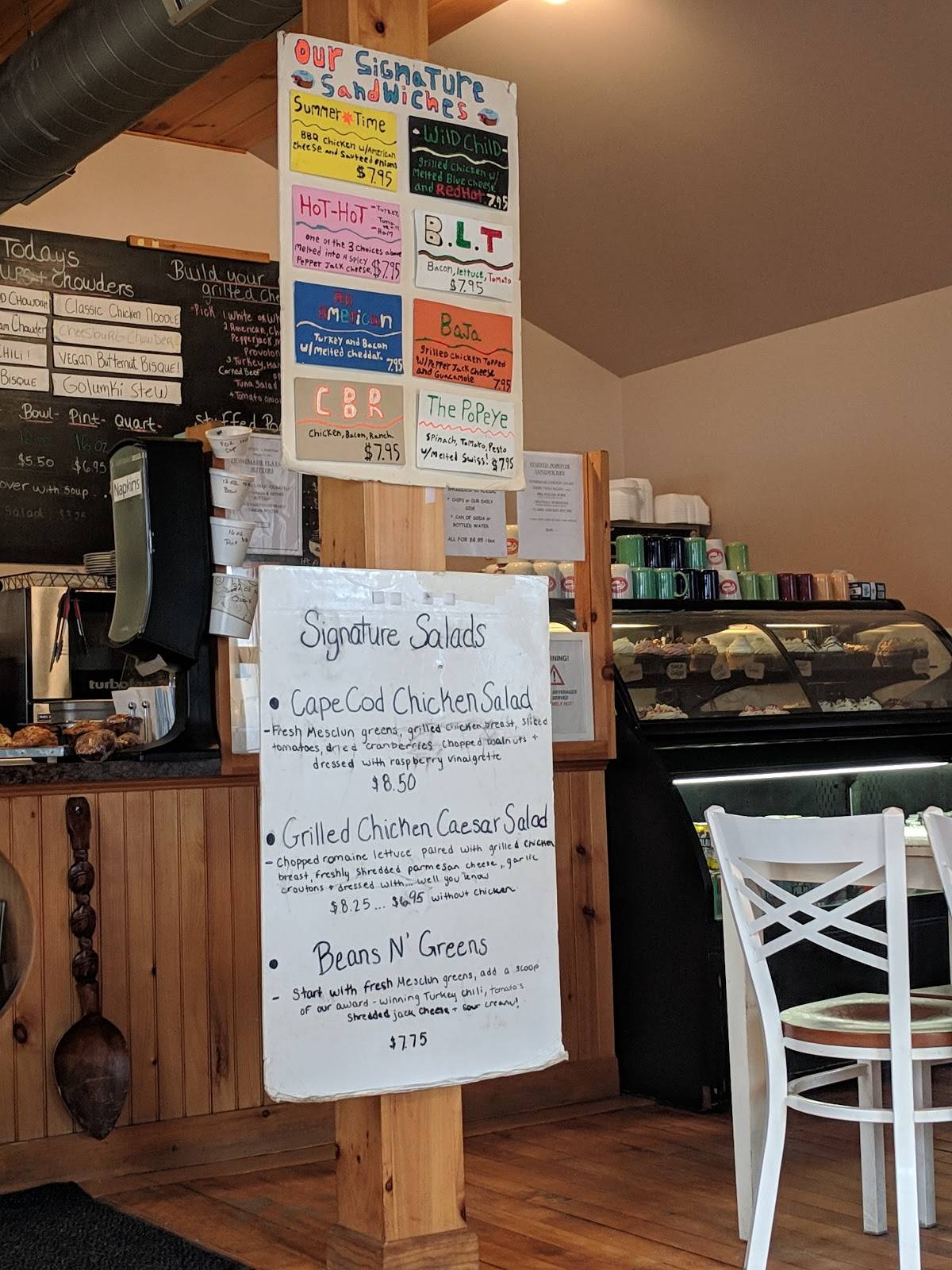 Menu at Smithsonian Cafe and Chowderhouse, Hatfield