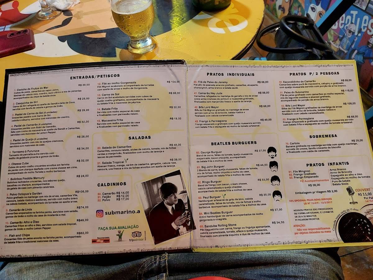Menu em Submarino Amarelo restaurante, Tamandaré