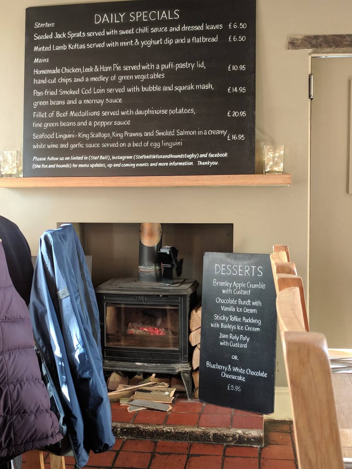 Menu at The Fox & Hounds Pub Tugby, Tugby, Hallaton Rd