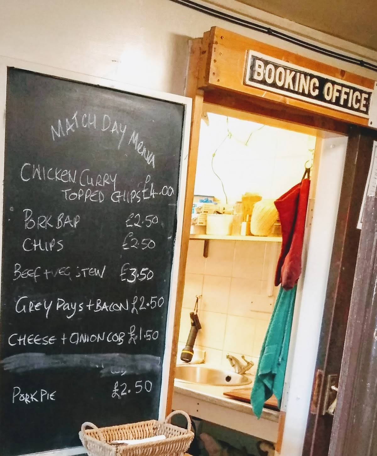 Menu at The Great Western pub & bar, Wolverhampton, Corn Hill
