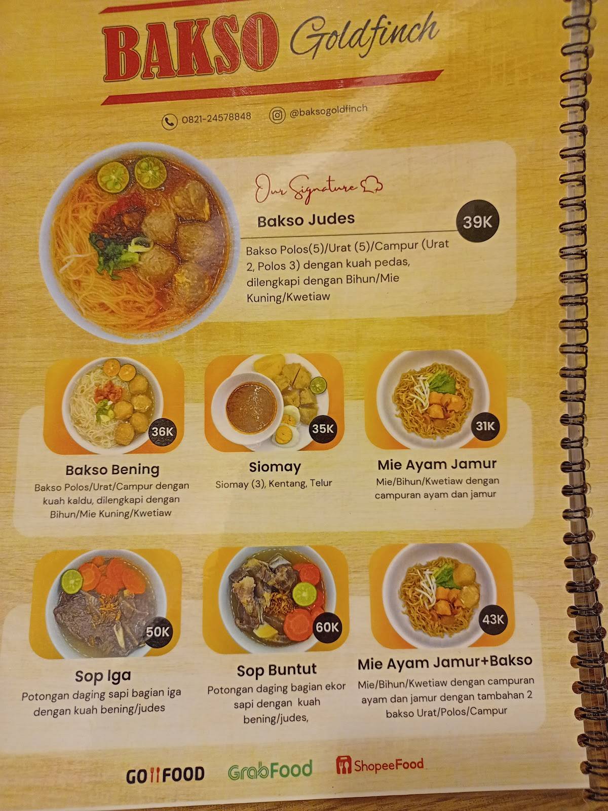 Menu at Bakso Goldfinch cafe, Curug Sangereng