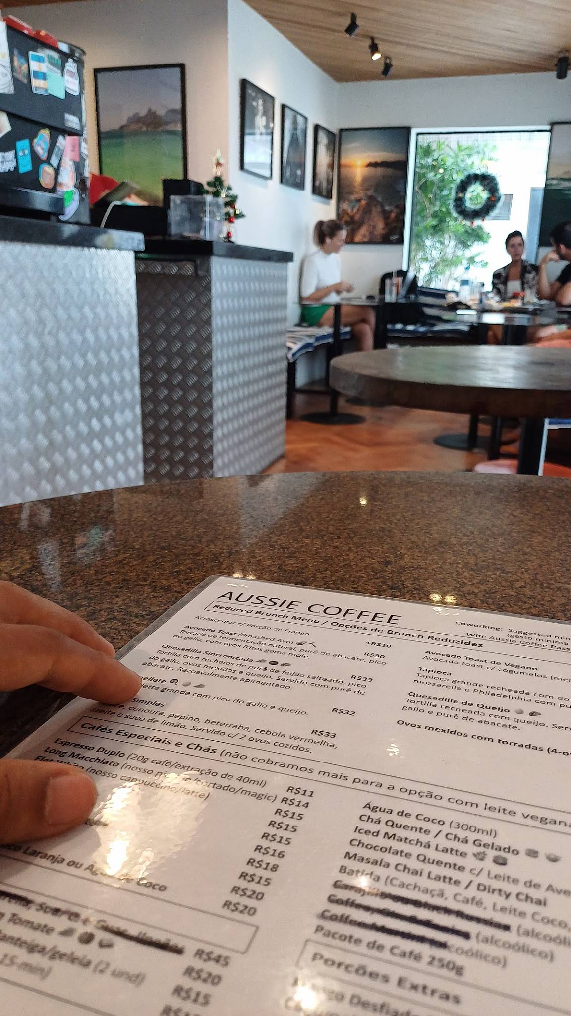 Menu em Aussie Coffee (Hidden down a long corridor) café, Rio de ...