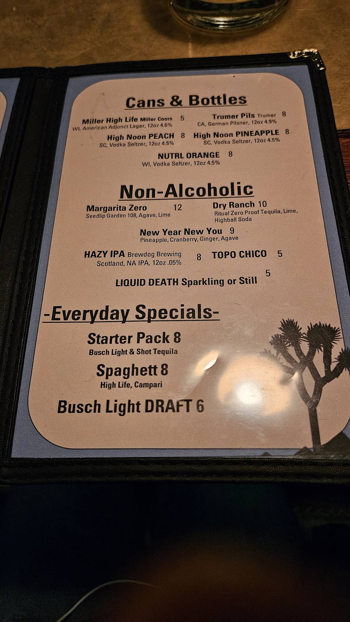 Menu at Desert Hawk pub & bar, Chicago
