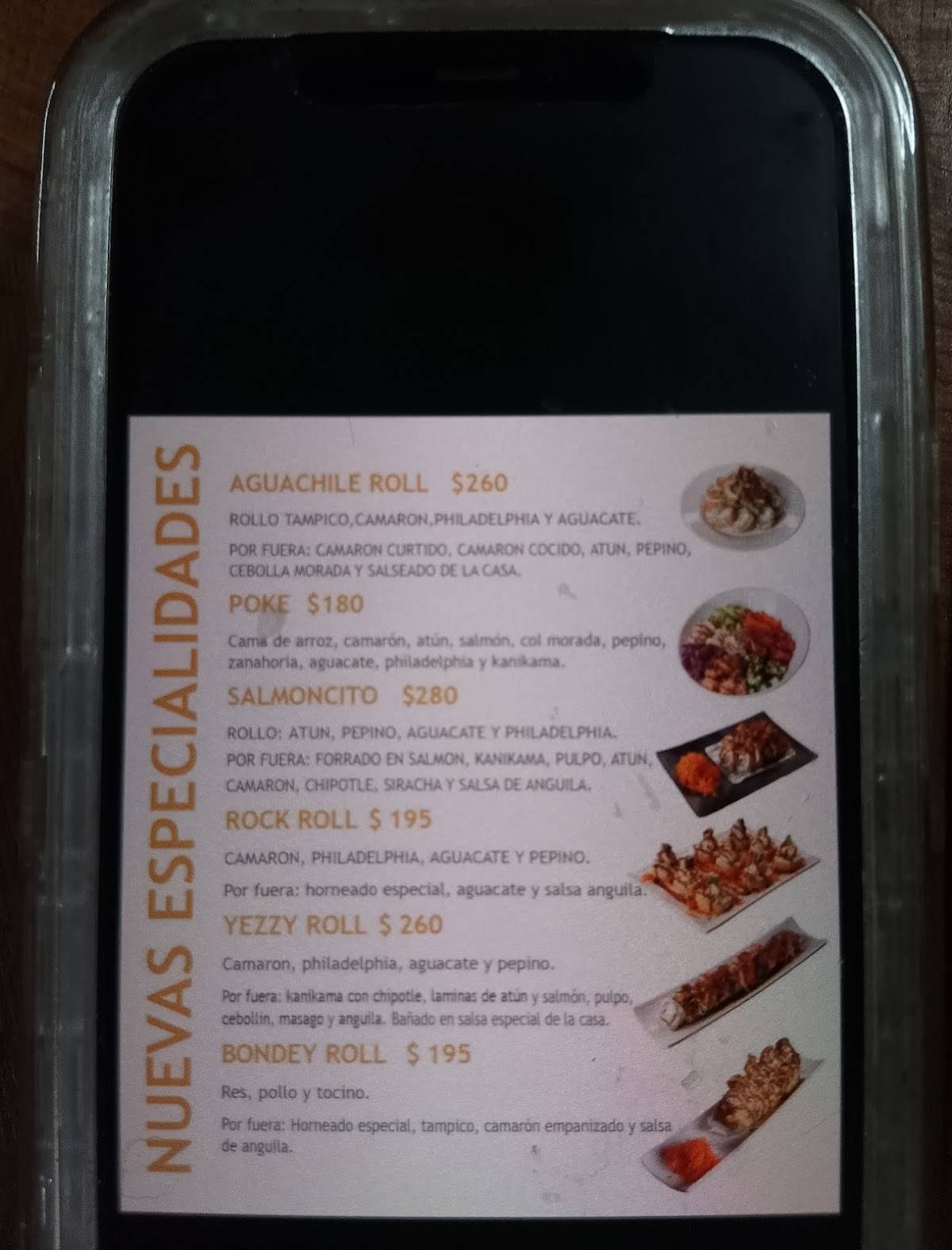 Menu at Chow roll restaurant, Hermosillo