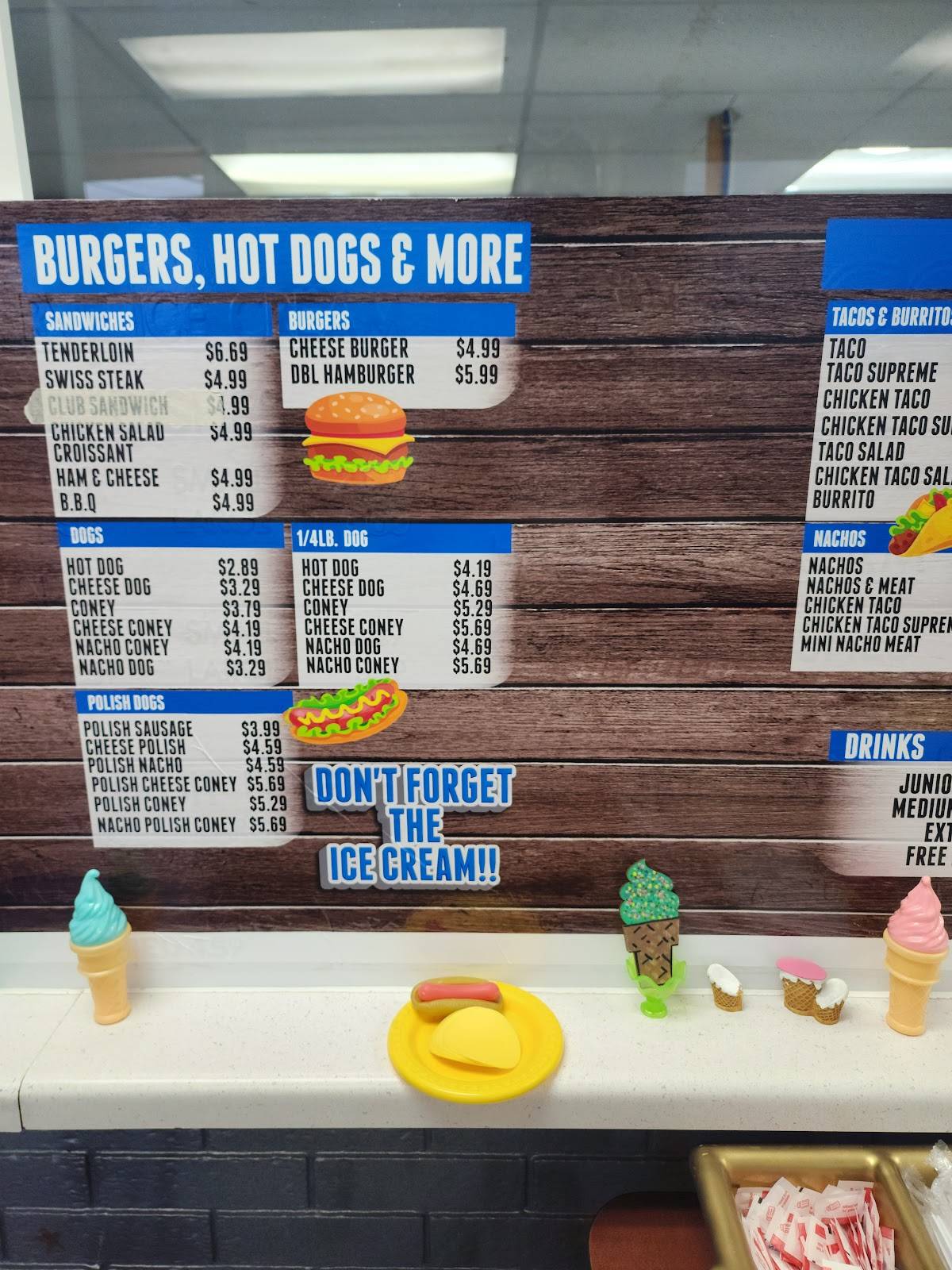Menu at Dairy Castle fast food, Greencastle, 801 Indianapolis Rd