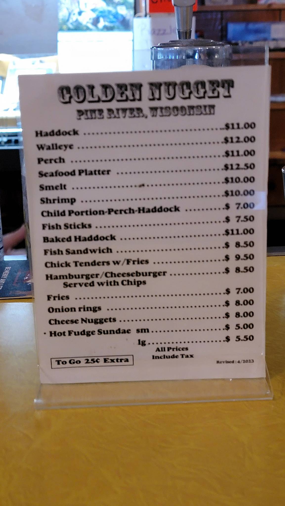Menu at Golden Nugget pub & bar, Pine River