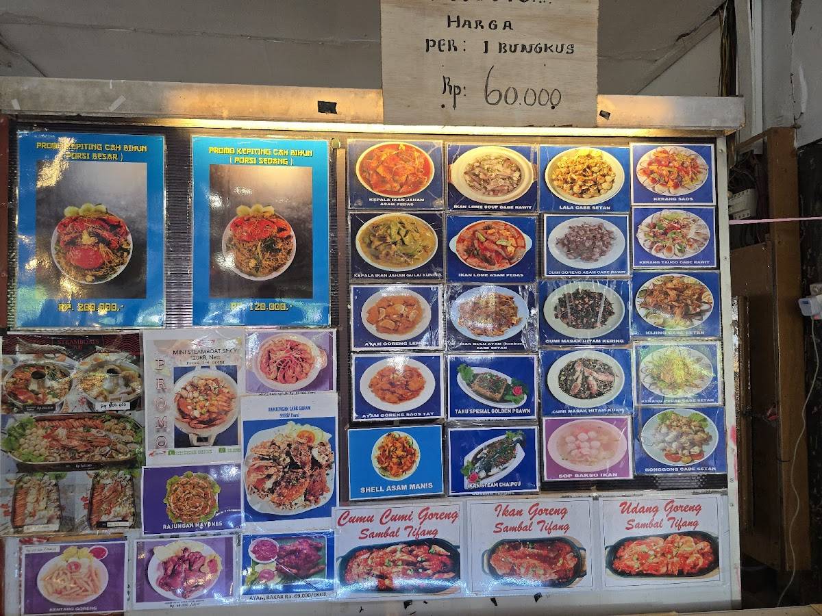 Menu at Golden Prawn 555 restaurant, Batam