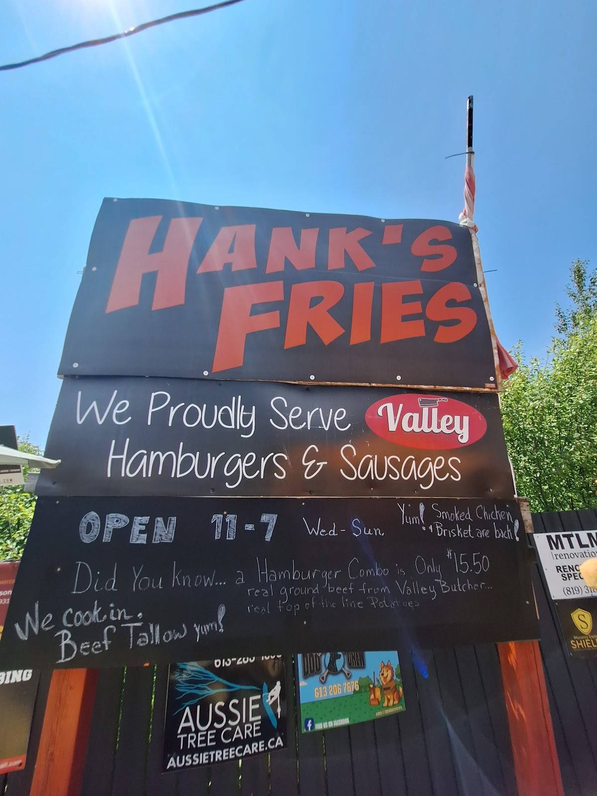 Menu at Hanks Fries and BBQ, Smiths Falls