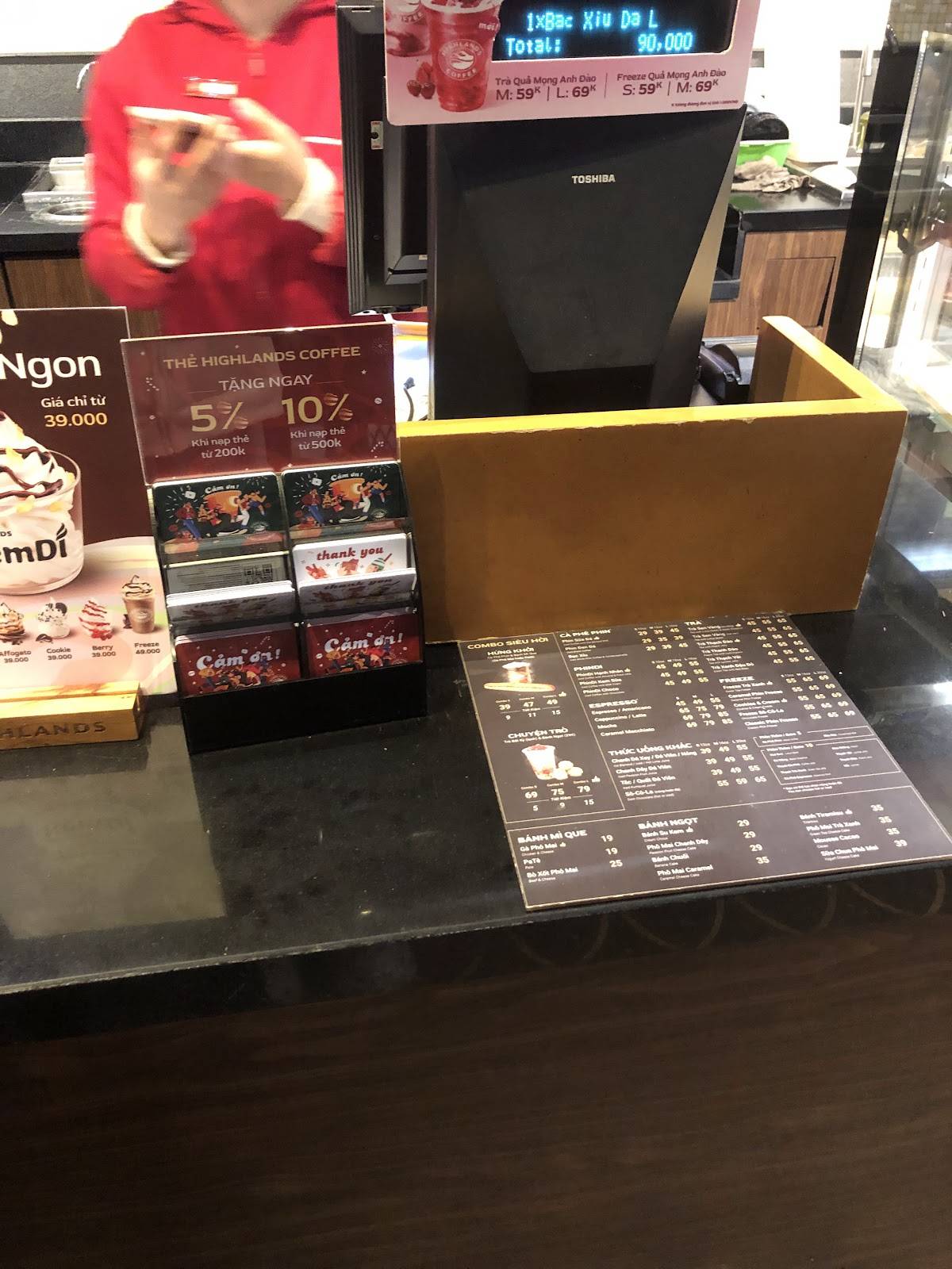 Menu at Highlands Coffee Pullman cafe, Hanoi, 40 P. Cát Linh