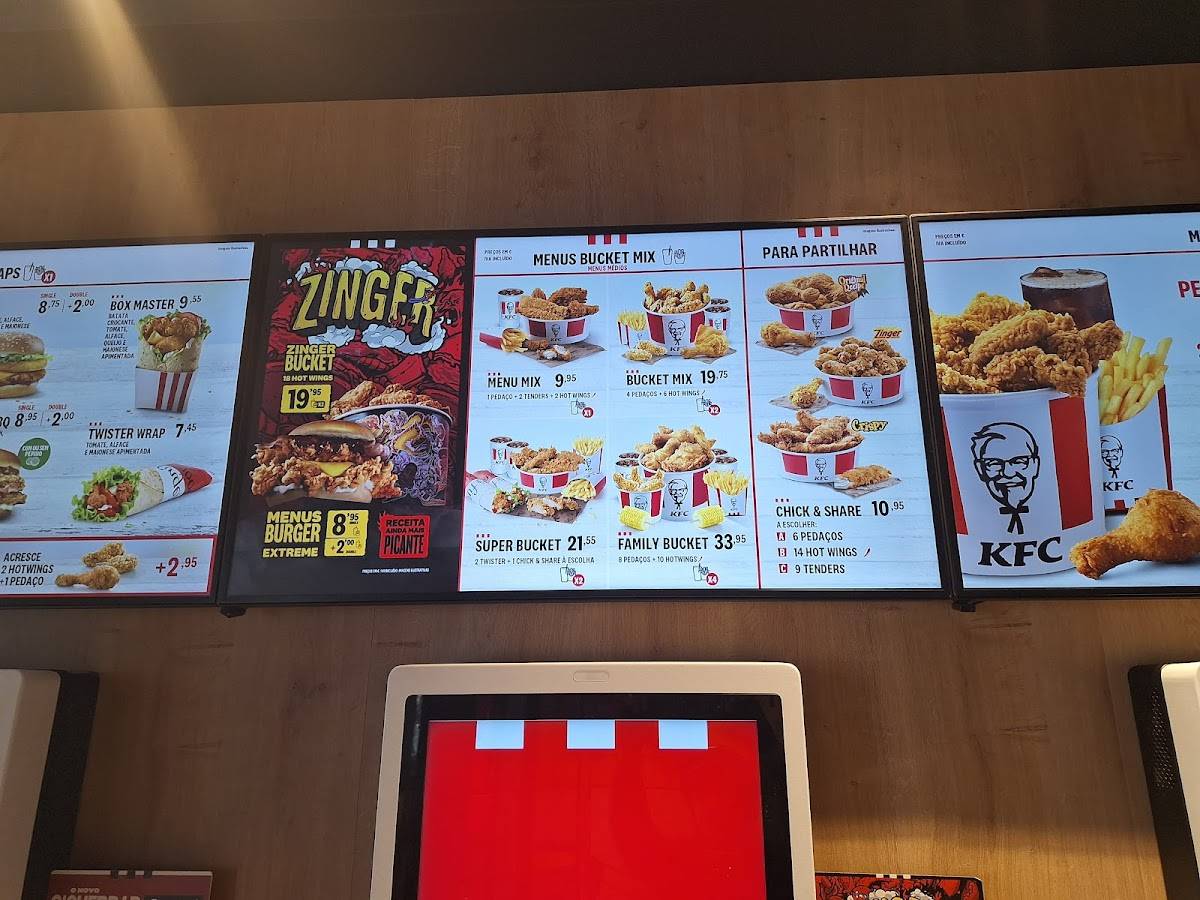 Menu em KFC Algés restaurante, Algés