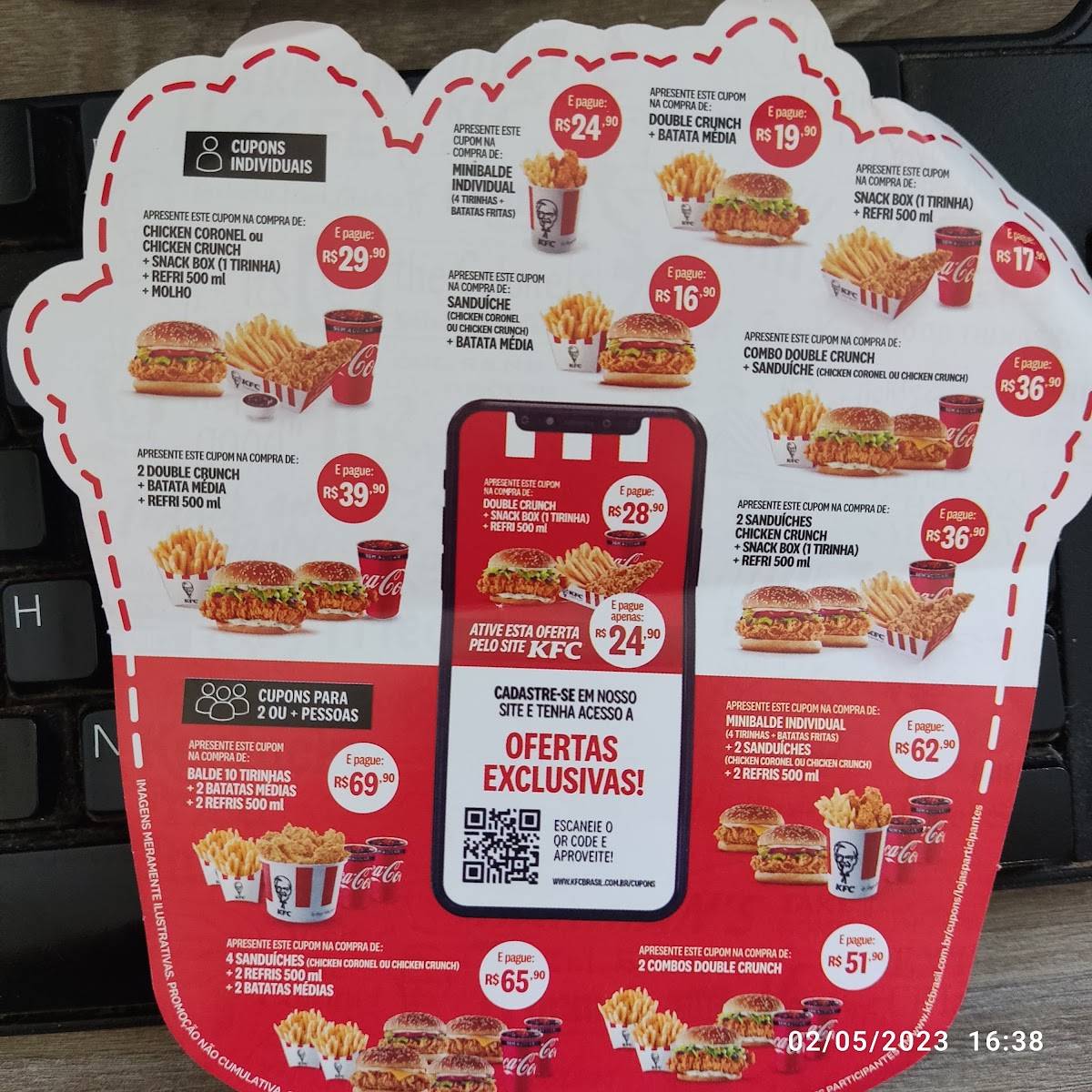Menu em KFC restaurante, Porto Alegre, Av. João Wallig