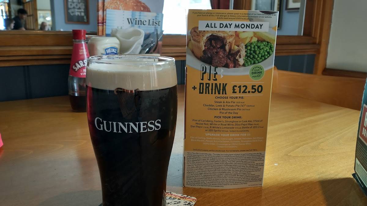 Menu at Bobbin Carrier pub & bar, Cleckheaton