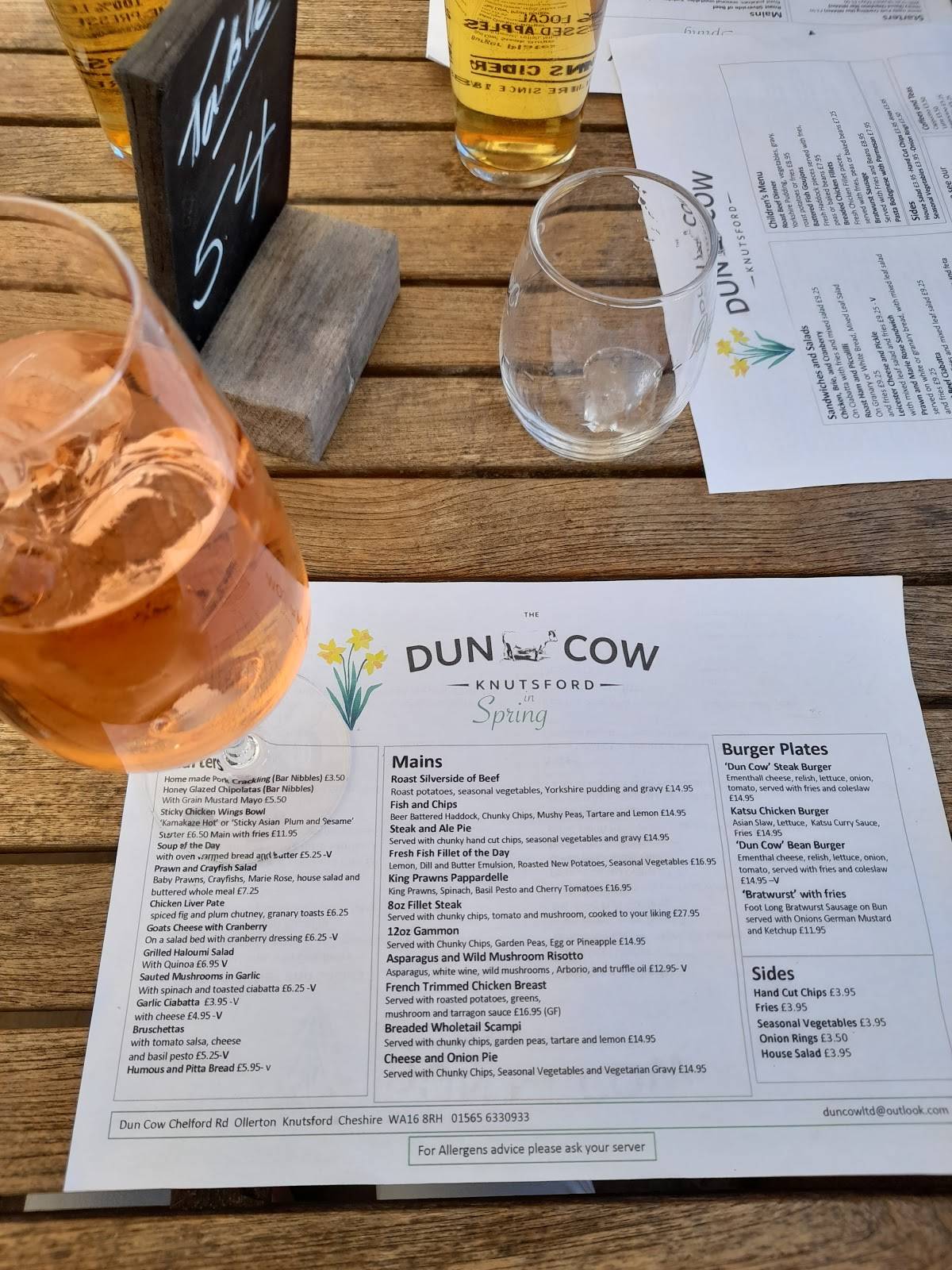 Menu at Dun Cow pub & bar, Ollerton, Chelford Rd
