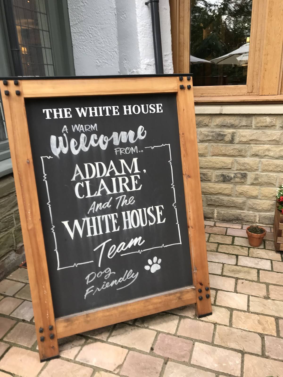 Menu at The White House pub & bar, Leeds, 55 Wetherby Rd