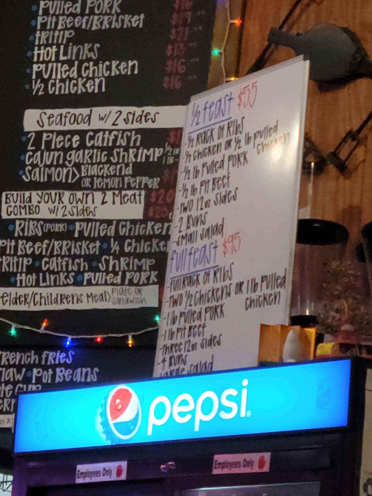 Menu at Red House BBQ, Tehachapi, 426 E Tehachapi Blvd