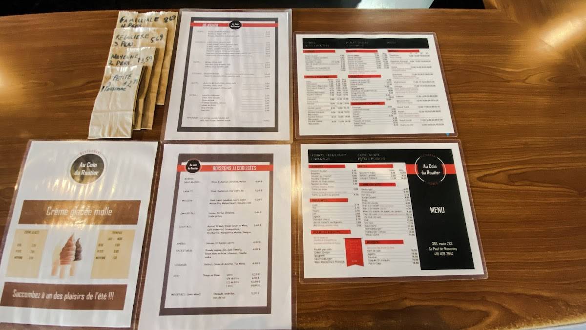 Menu au Casse-croûte Au Coin Du Routier restaurant, Canada