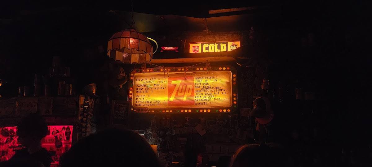 Menu at Skinny Dennis pub & bar, New York City, 152 Metropolitan Ave