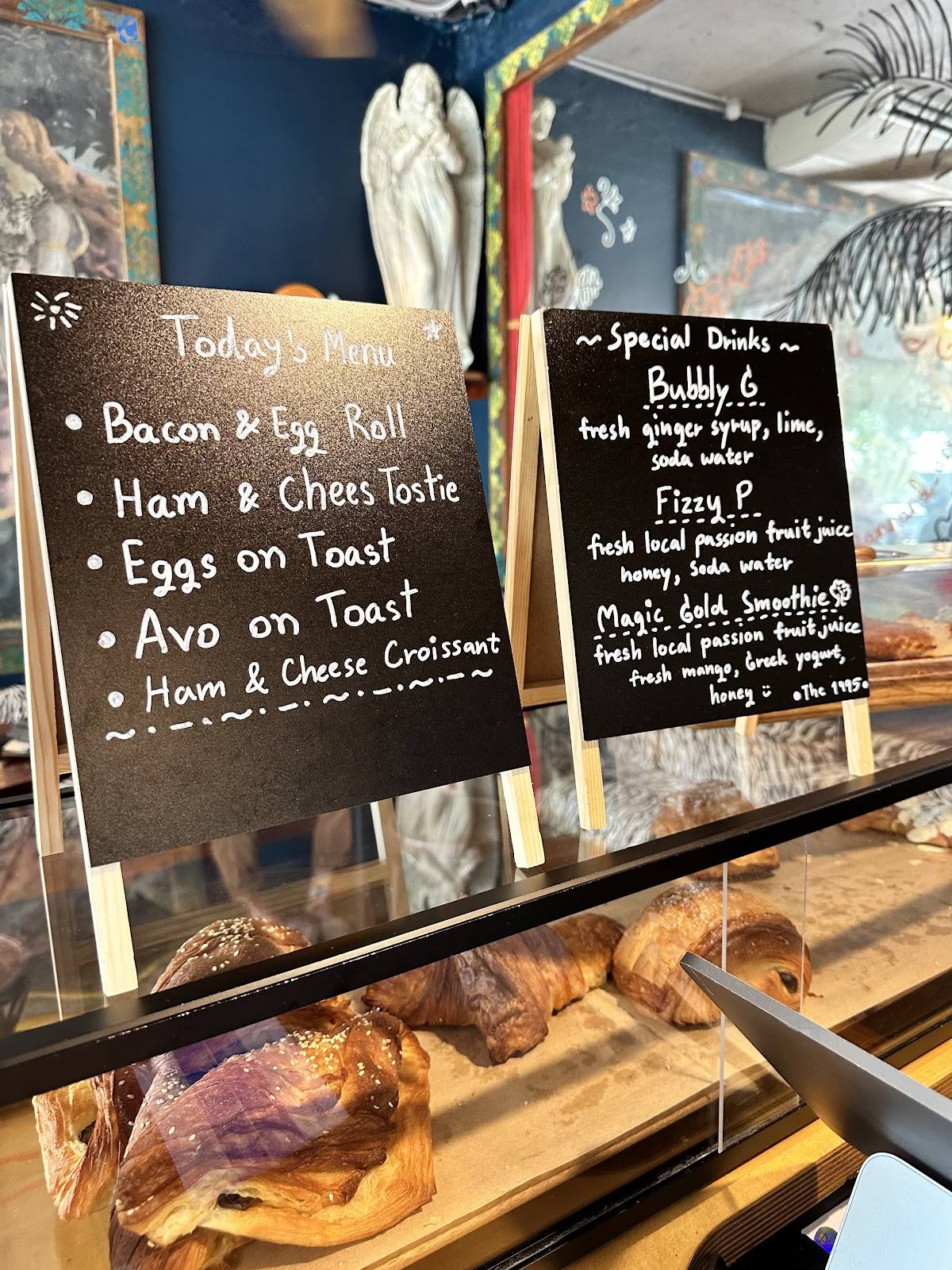 Menu at The 1995 cafe, Darwin City