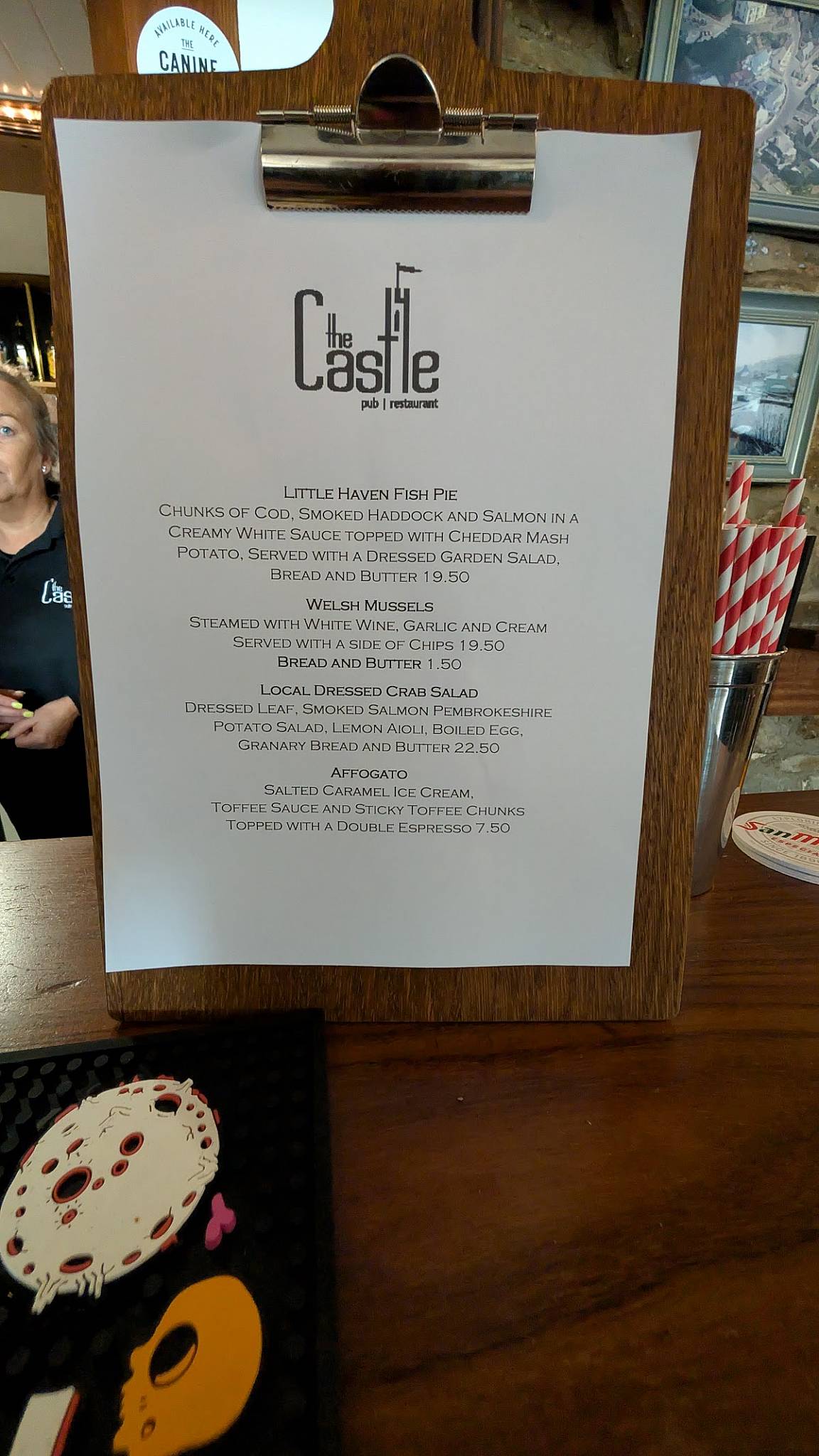 Menu at The Castle pub & bar, Little Haven, 1 Grove Pl
