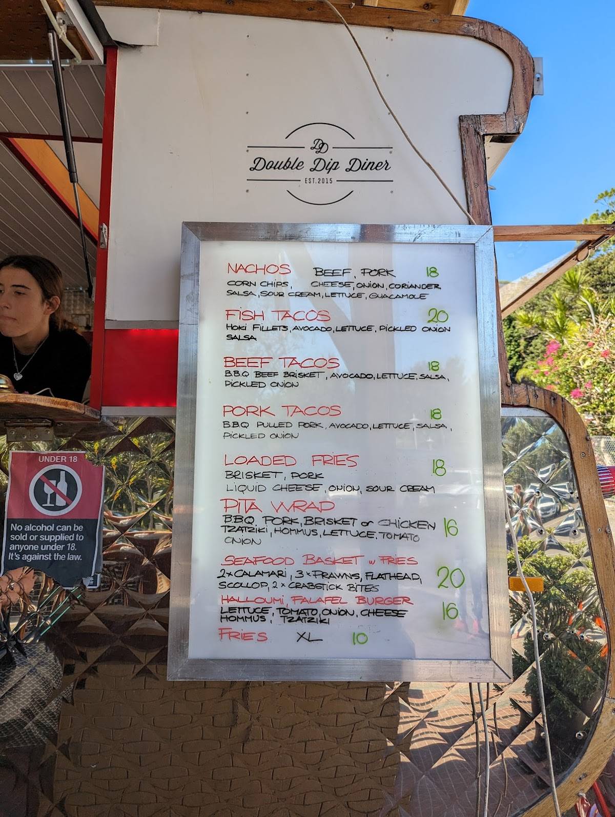 Menu at The Salty Pearl pub & bar, Bundeena