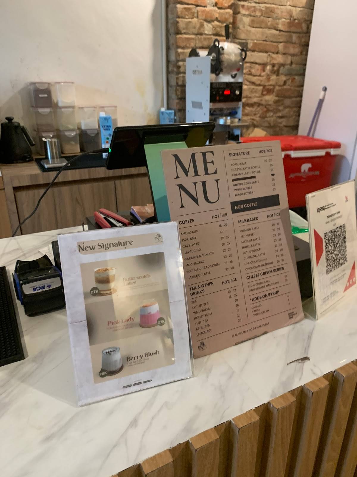 Menu at Toko Kopi Oma, Makassar