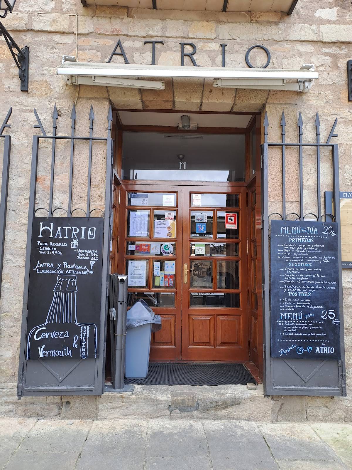 Carta del pub y bar Atrio, Sigüenza