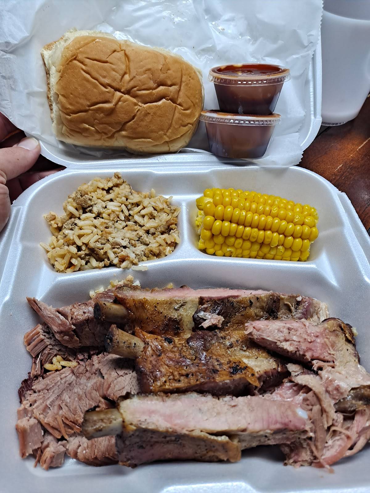 Menu at Brisket House BBQ, Jena