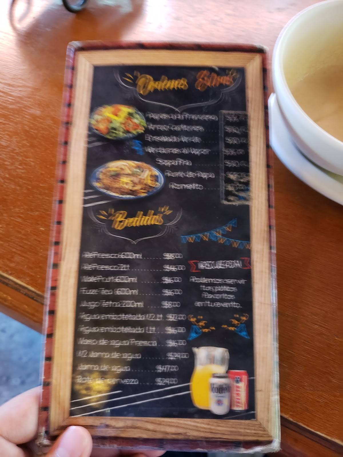Carta del restaurante California Chicken, La Paz, Aquiles Serdán #1740