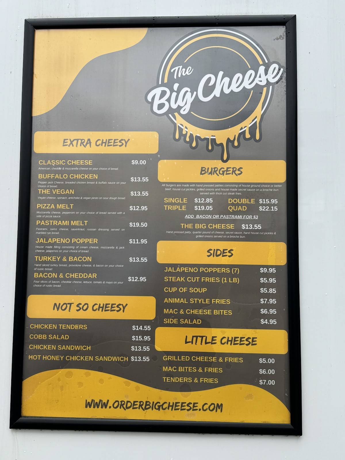 Menu at Front Street Food Trucks & Drinks pub & bar, Coos Bay