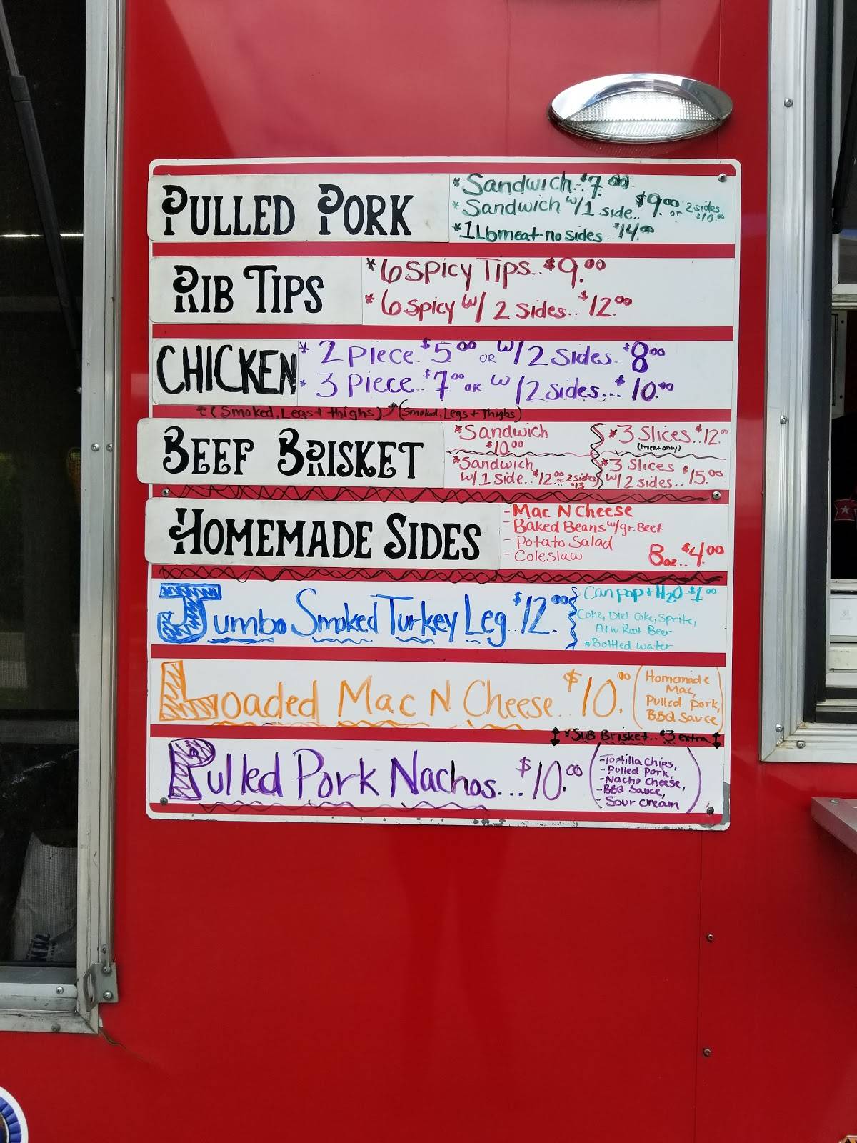 Menu at The Smoke N' Pig BBQ, Lansing