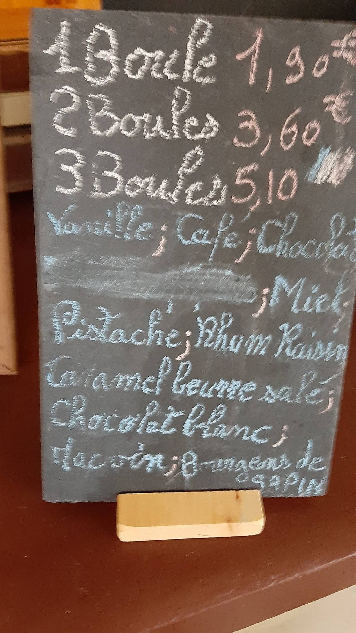 Menu au Le Chariot pub et bar, Lajoux