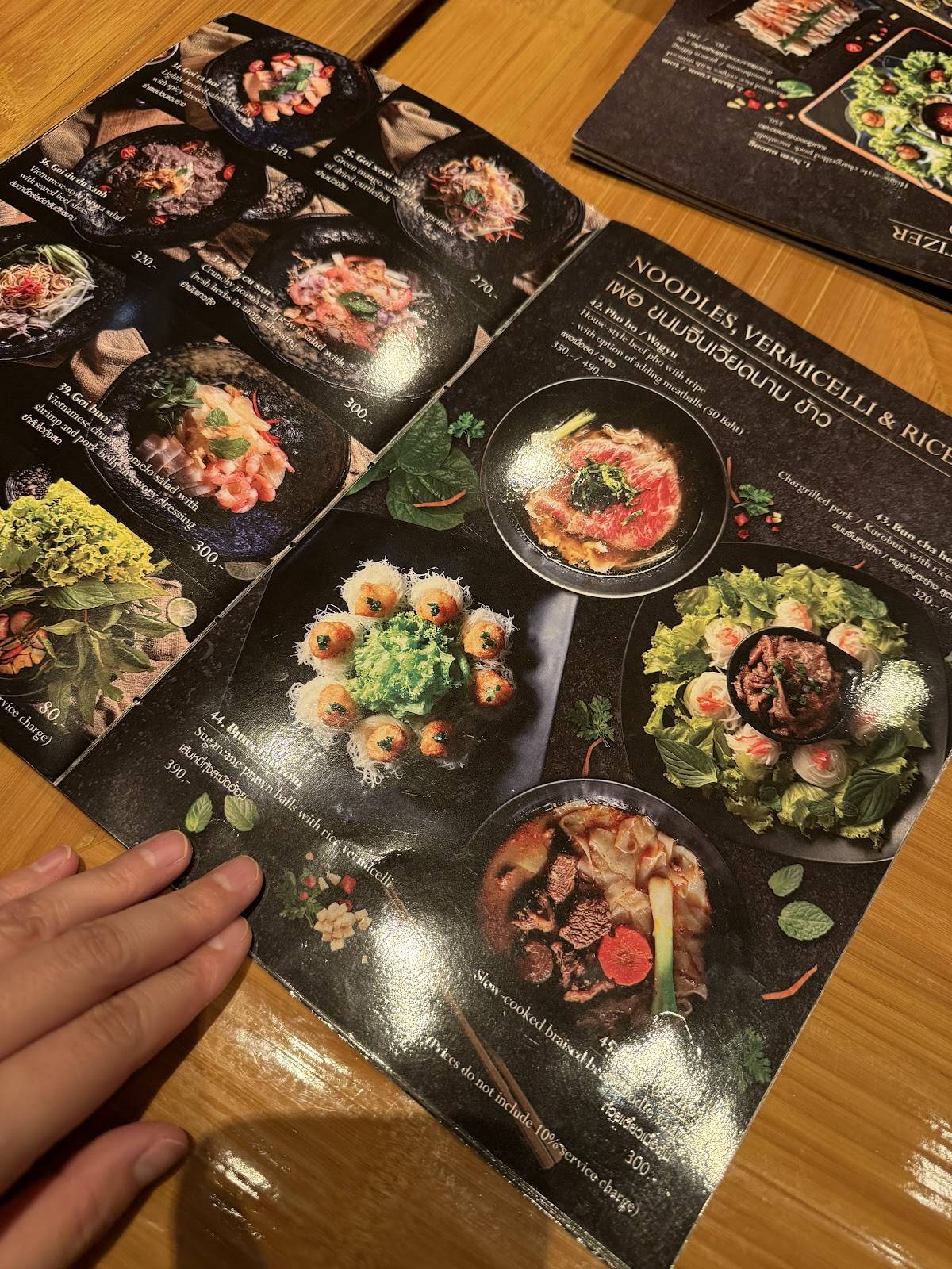 Menu at Le Dalat restaurant, Bangkok, 695 Sukhumvit Rd