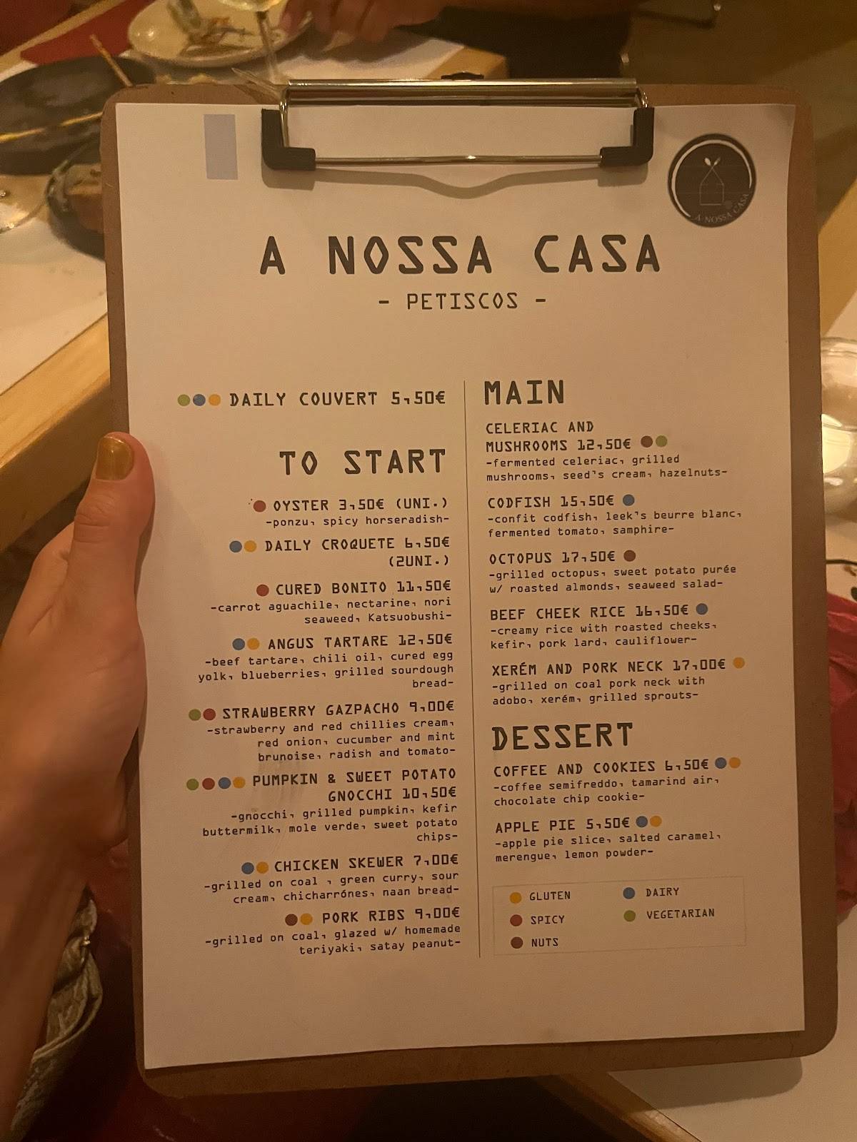 Menu at A Nossa Casa restaurant, Lisbon, R. da Atalaia 31