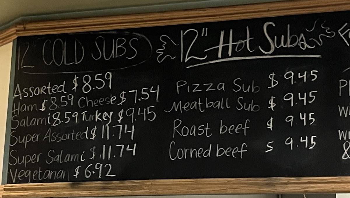 Menu at Mackay Pizza pizzeria, Brampton, 930 N Park Dr
